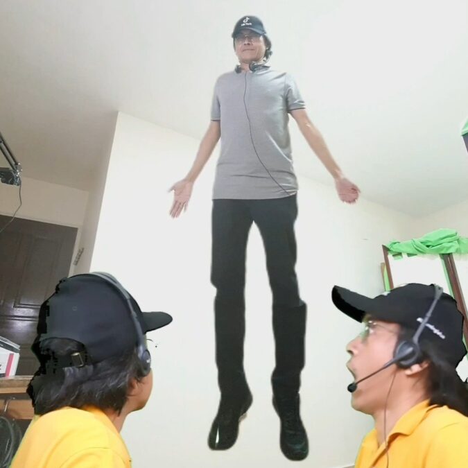 How to Make Yourself Float in Mid Air in a Video Using Capcut - Edit Tutorial - VIDEOLANE.COM ⏩